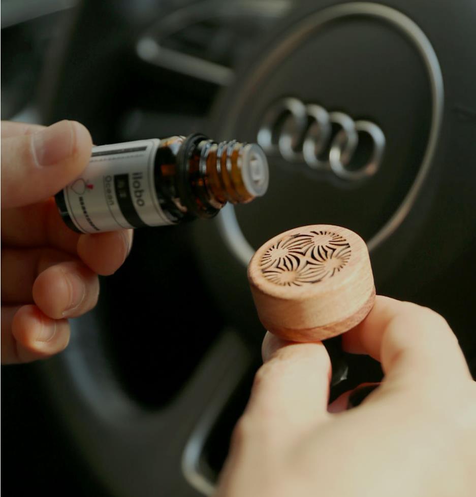 Wooden Car Essential Oil Diffuser with Vent Clip Lava Stone ...