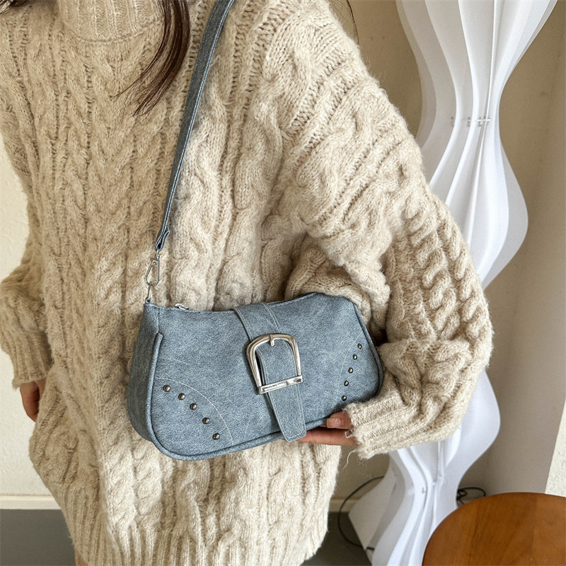Chic 2025 Retro Underarm Bag Minimalist Zip Closure Fashion Shoulder ...