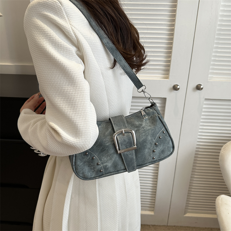 Chic 2025 Retro Underarm Bag Minimalist Zip Closure Fashion Shoulder ...