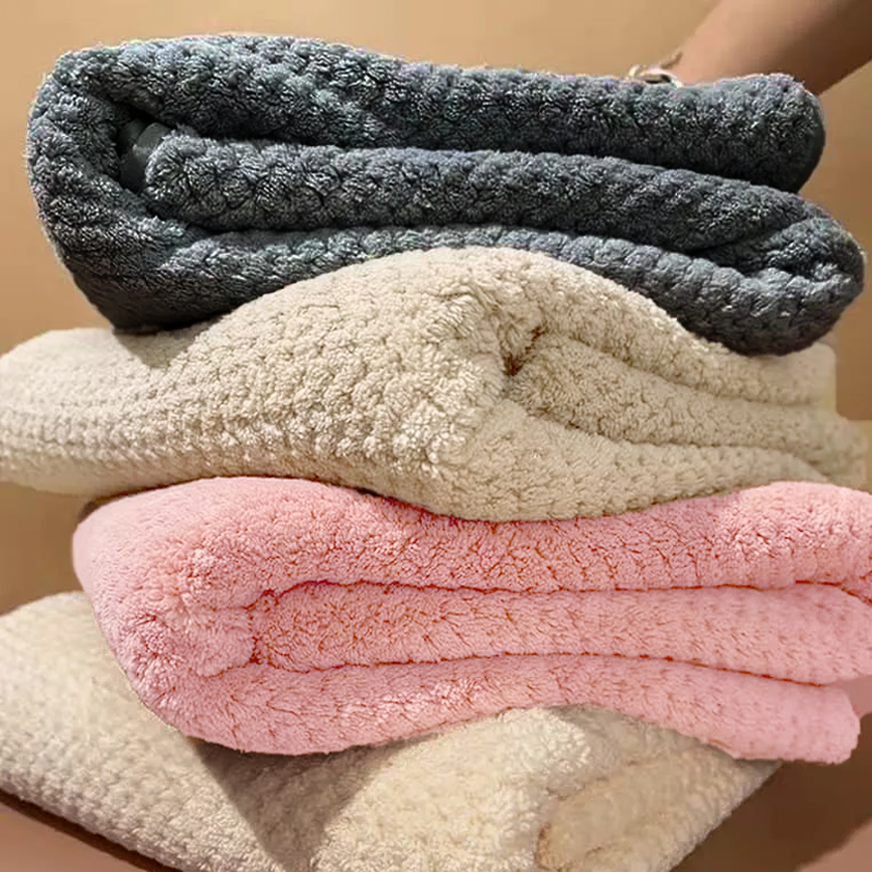 Super Absorbent Microfiber Coral Fleece Bath Towel, Which Can Quickly ...
