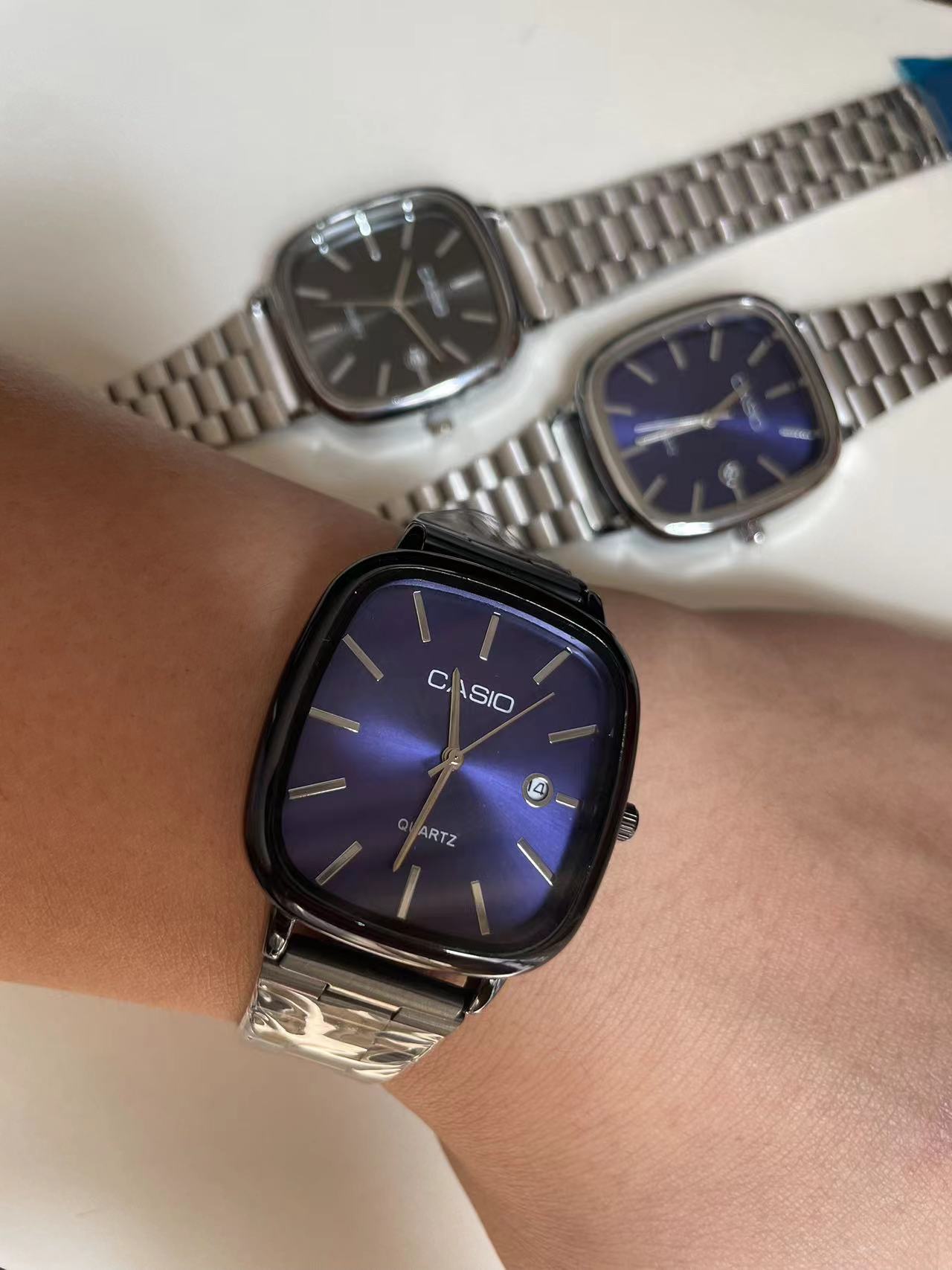 New Classic A138 Black Purple Tone Retro Watch, Colorless Stainless ...