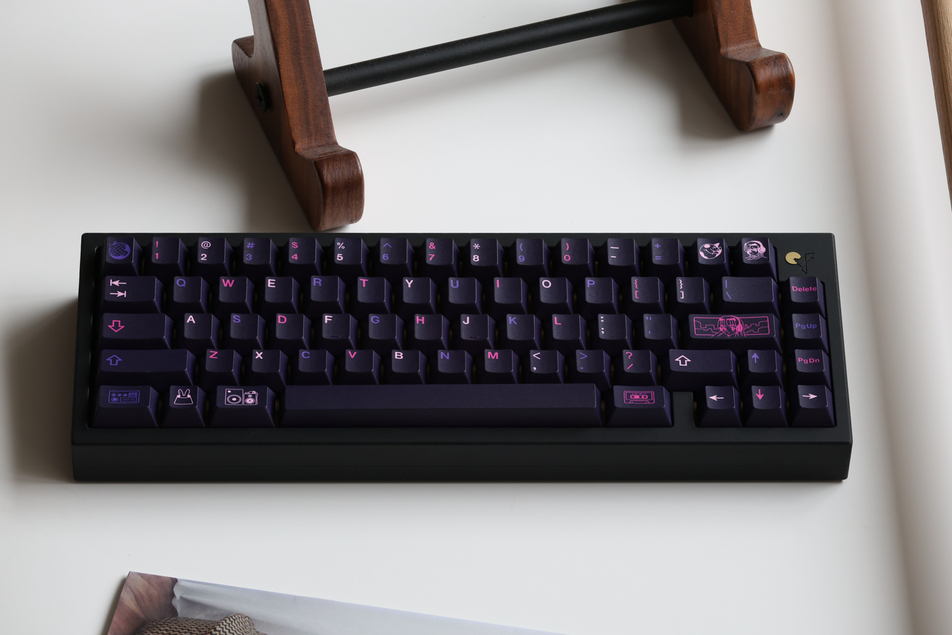 TUT LOFI CHERRY PROFILE KEYCAPS SET | Shopee Singapore