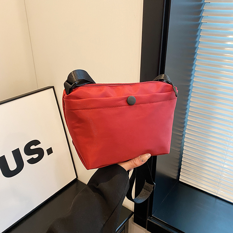 Nylon Crossbody Bag Lightweight Multi-Pocket Shoulder Purse Sporty ...