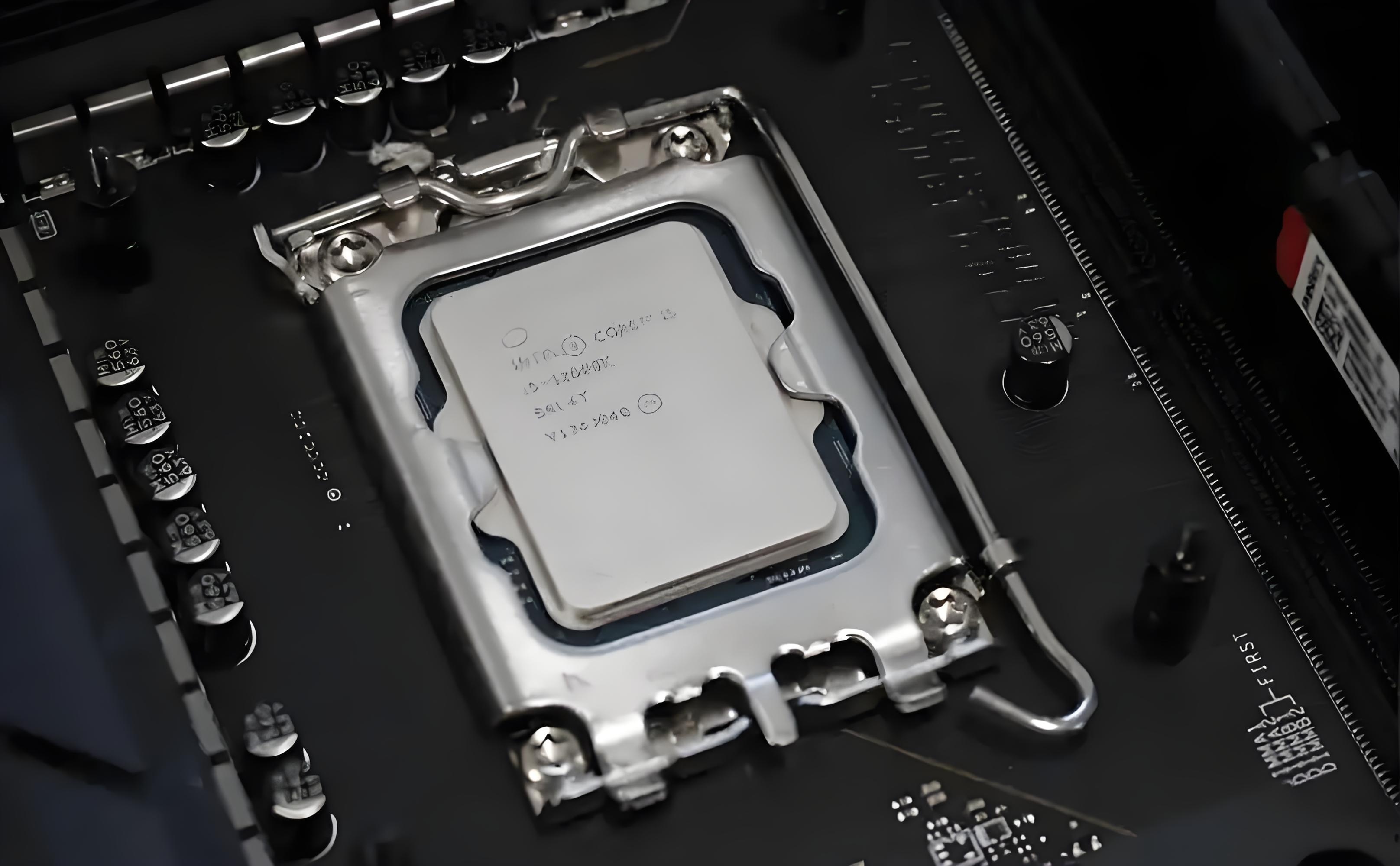 Intel Core i5 12600K Processor up to 4.90 GHz 10 cores 16 Threads 20M Cache DDR5 DDR4 12th ...