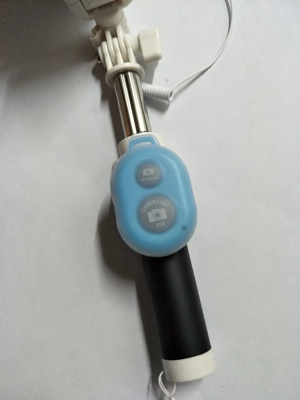 Mini Bluetooth Camera Remote - Shutter Button for iPhone Android ...