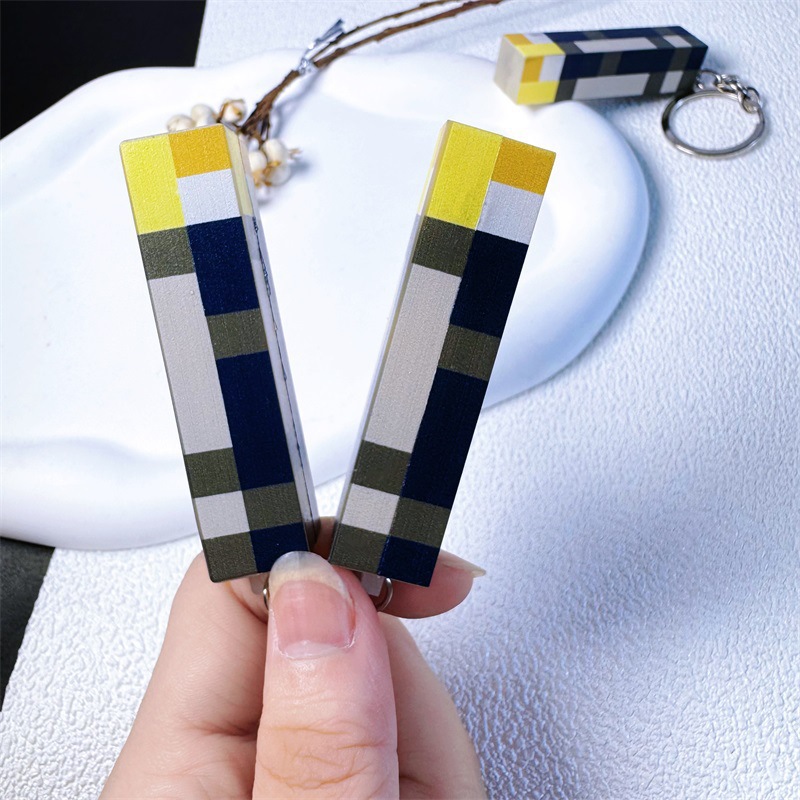 Minecraft Mini Torch Keychain Flashlight 7- Color-Changing ...