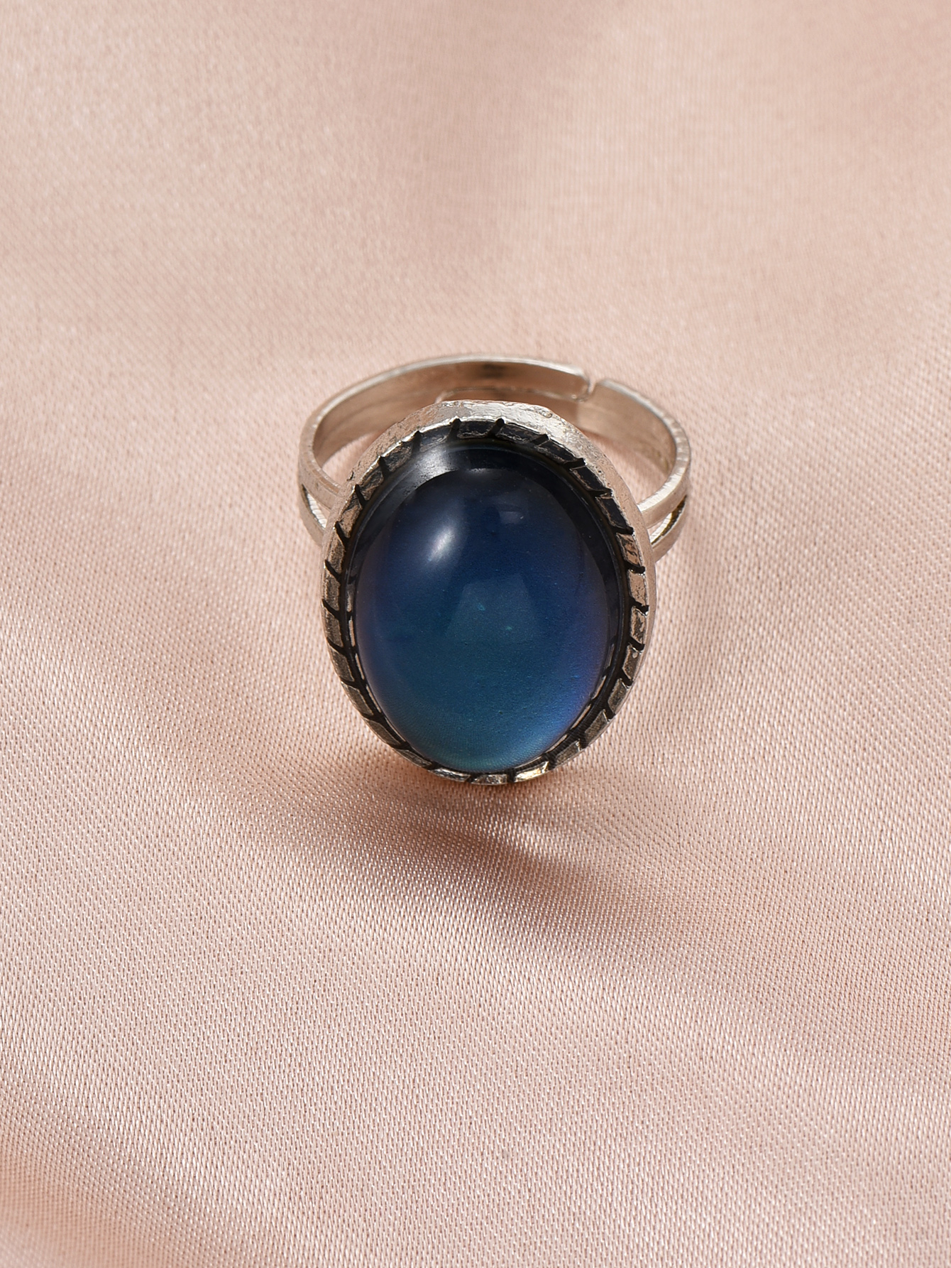 Adult Feeling Mood Ring Stone Changing Color Heart Shaped Control ...