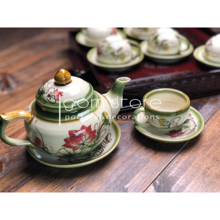 Bat Trang teapot hand-painted lotus in pyramid shape (air tea set with ...