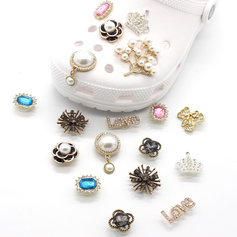 Shoe Charms Metal jewelry Crown PVC Croc Charms Aceessories Jibz croc ...