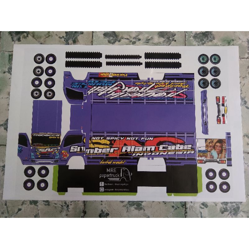New Sheet PaperCraft Truck Sumber Alam Cabe Hino 500 Mbois Modification ...
