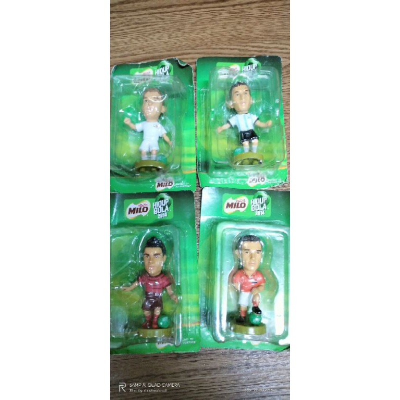 patung Milo pemain bola(complete set) | Shopee Singapore