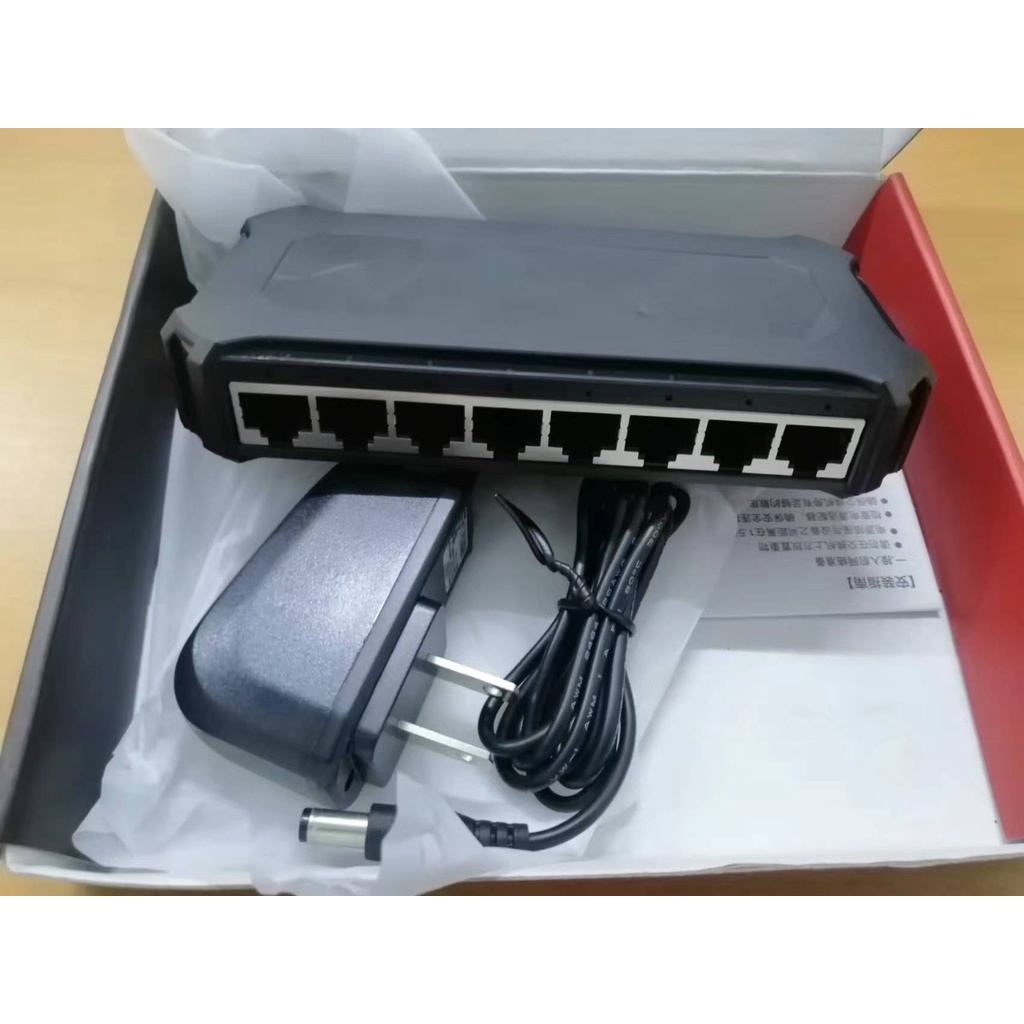 8-Port 10/100/1000Mbps Gigabit Ethernet Desktop Switch PLUG & PLAY ...