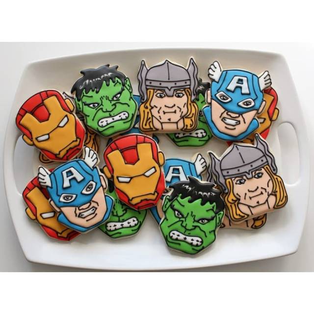 Ihanalicious Butter Cookies AVENGERS Theme Superhero Iron Man Thor Hulk ...