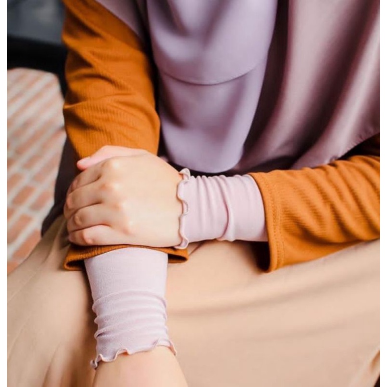 Premium Senada 1line Curly Cuffs/1layer Curly cuffs/Curly Handsocks ...