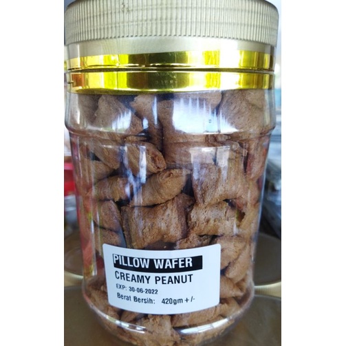 PILLOW WAFER CREAMY PEANUT/ WAFER CREAM PEANUT PILLOW/ WAFER BISCUITS ...