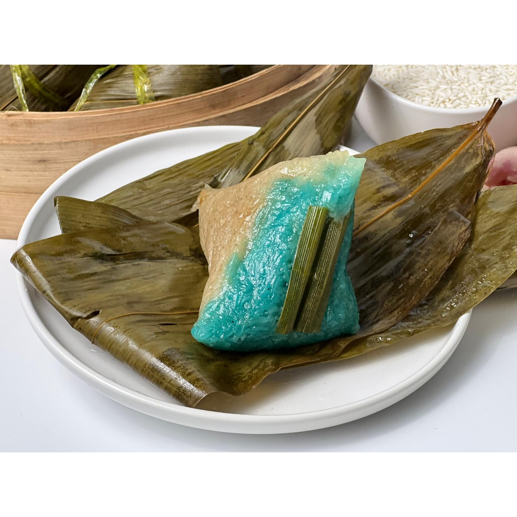 Traditional Nyonya Rice Dumpling (220G +-) 传统娘惹鸡肉粽 | Shopee Singapore