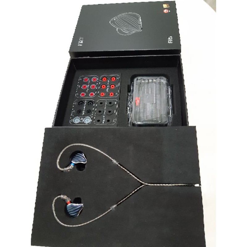 fiio FH5 audiophile IEM earphone. Full box set, FOC Fiio LC-4.4B ...