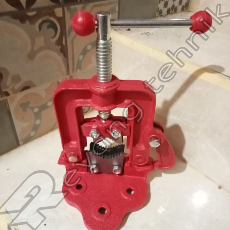 Pliersgem Pipe Clamp Vise Tool No1 Pipe Vice Grip 10 - 60mm | Shopee ...