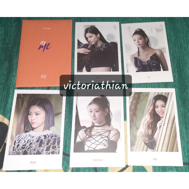 Official Itzy Wannabe Itz Me Postcard Set Yeji Lia Ryujin Chaeryeong ...