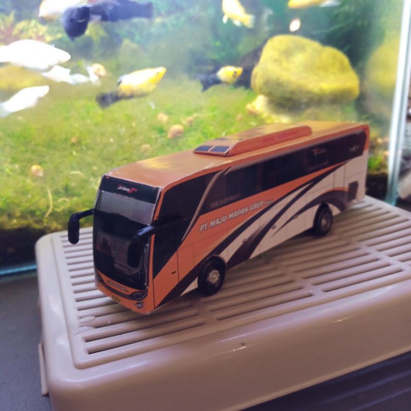 Miniature 64-scale papercraft bus | Shopee Singapore