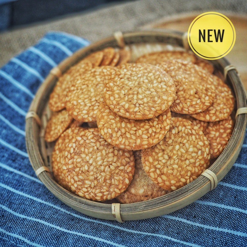 Crunchy Golden Coins Sesame Biscuit 黄金芝麻香脆饼 | Shopee Singapore