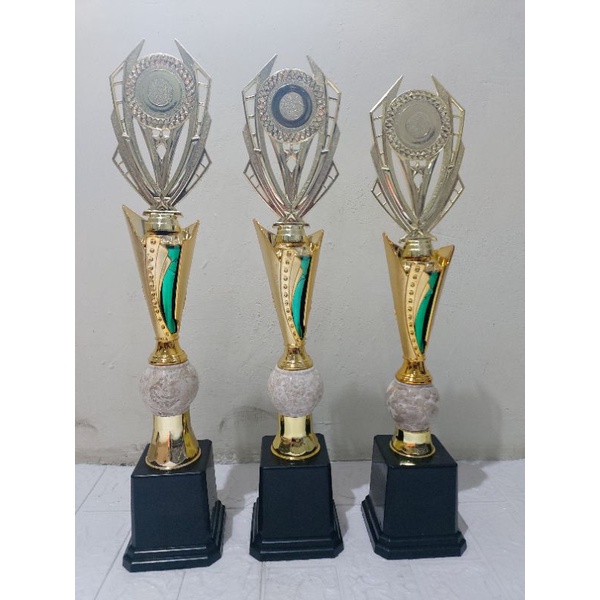 Trophy/trophy A SET Of BD 15th And ONIX 1-2-3 Champion With Writing ...