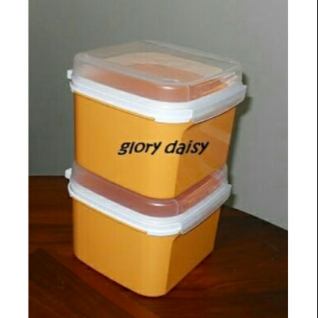 Tupperware Brands - Signature Series Square 2.6L (1pc) HOSTESS bekas ...