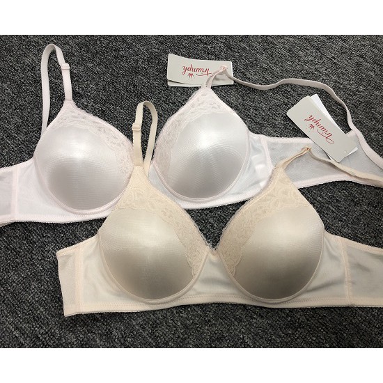 Combo 02 Triumph Women's Bras: Form & Beauty 052 HP - 100% Genuine ...