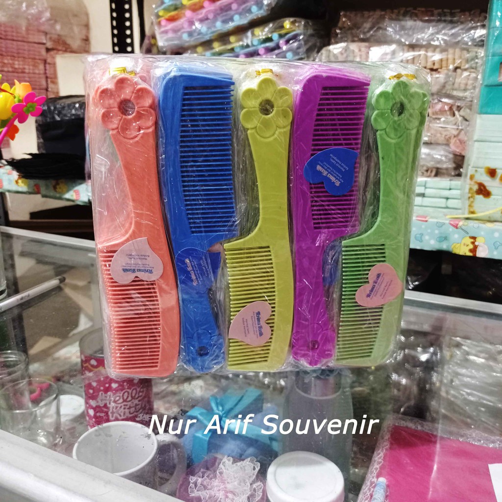 Wedding Souvenirs 3 hole combs in plastic packaging (1 pack contains ...