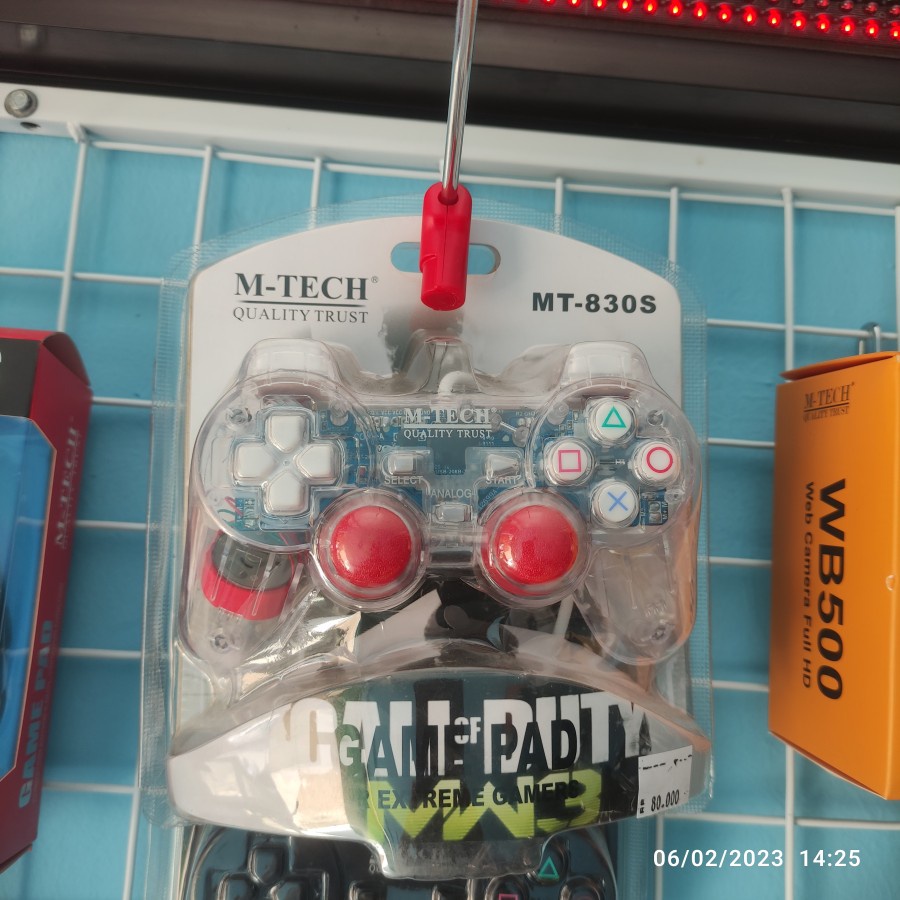 ORIGINAL MTECH SINGLE LED GAMEPAD (WIRED) | Shopee Singapore