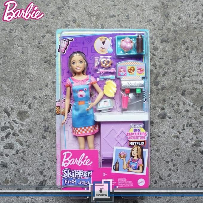 Barbie Skipper Doll and Snack Bar Playset with Color-Change First Job ...