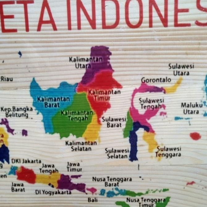 HIASAN DINDING KAYU Office Display Wood Painting Map Of INDONESIA Wall ...