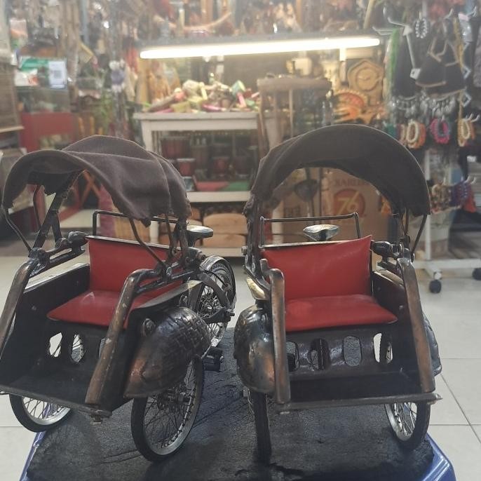 Classic Javanese Rickshaw Miniature Display | Shopee Singapore