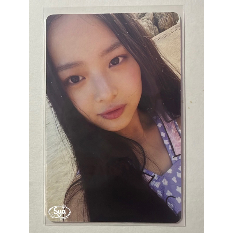 Pc PHOTOCARD HANNI WEVERSE A VER. Newjeans ATTENTION ERA OFFICIAL DEBUT ...
