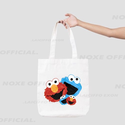 Elmo SESAME STREET MOTIF CANVAS TOTEBAG | Shopee Singapore