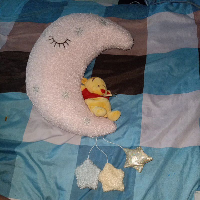 Winnie the pooh Crescent Moon original disney | Shopee Singapore