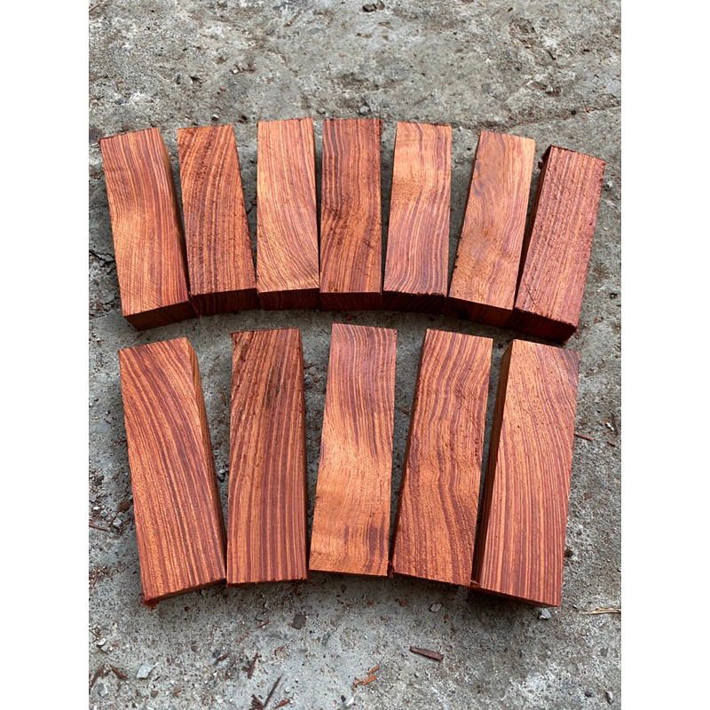 MERAH (Custom size) Red rush wood block measuring 2 x 3 x 10 cm ...