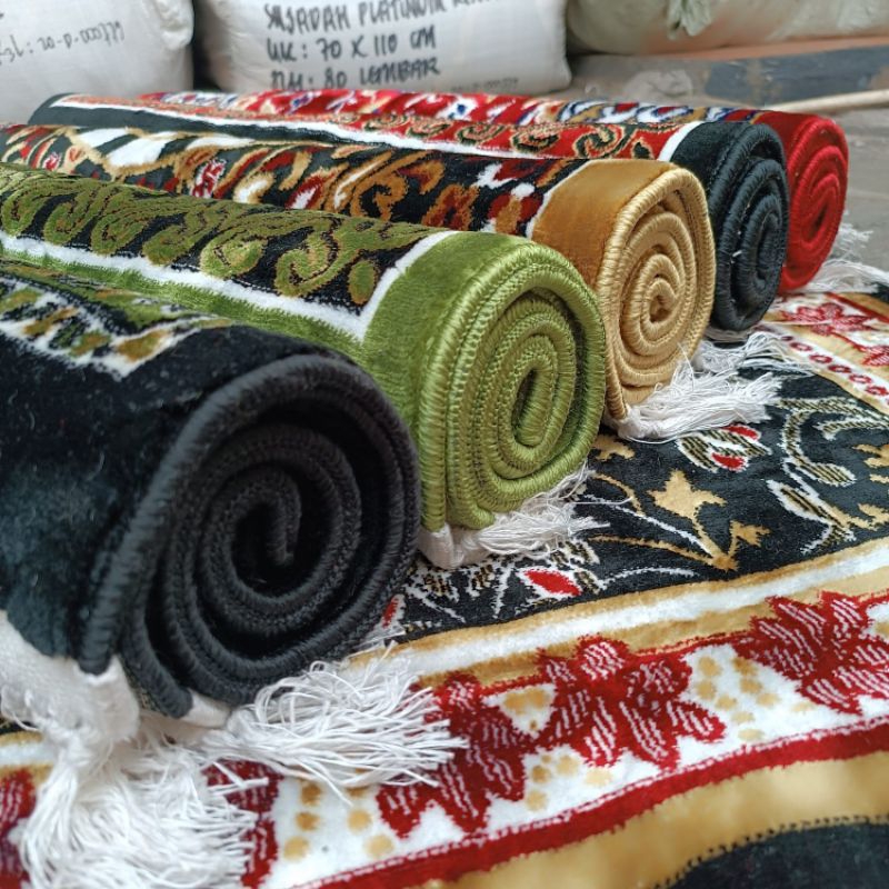 Rawdah carpet prayer mats, premium thick prayer mats, saudi Arabian ...