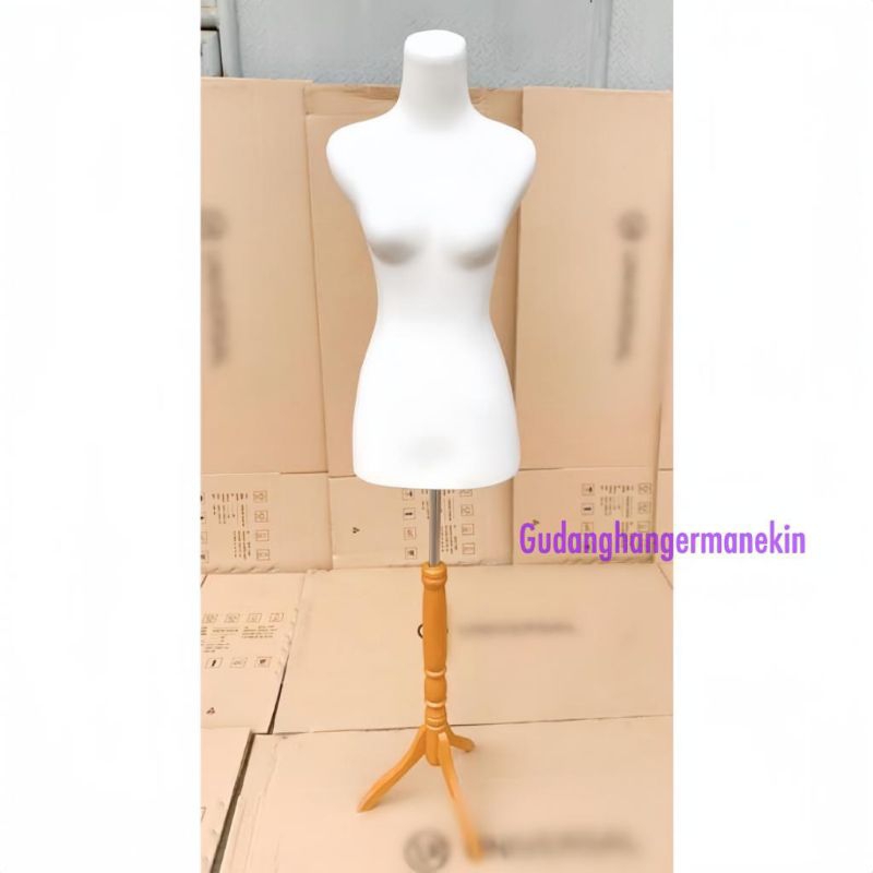 KAYU Mannequin statue dressed wooden pole iron pole | Shopee Singapore