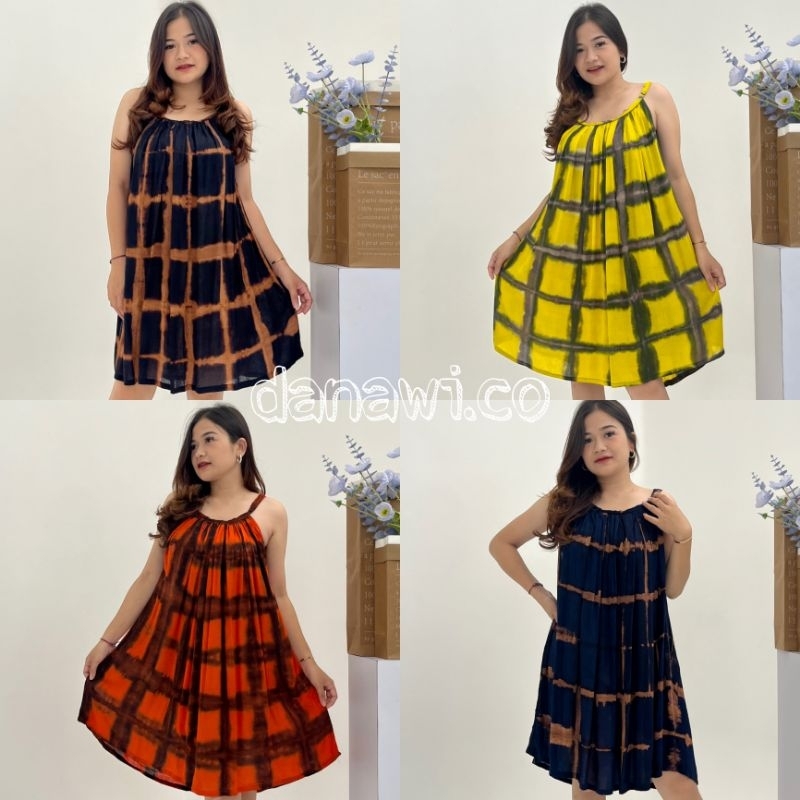 JUMBO MOTIF SHORT OBEK DASTER | Shopee Singapore