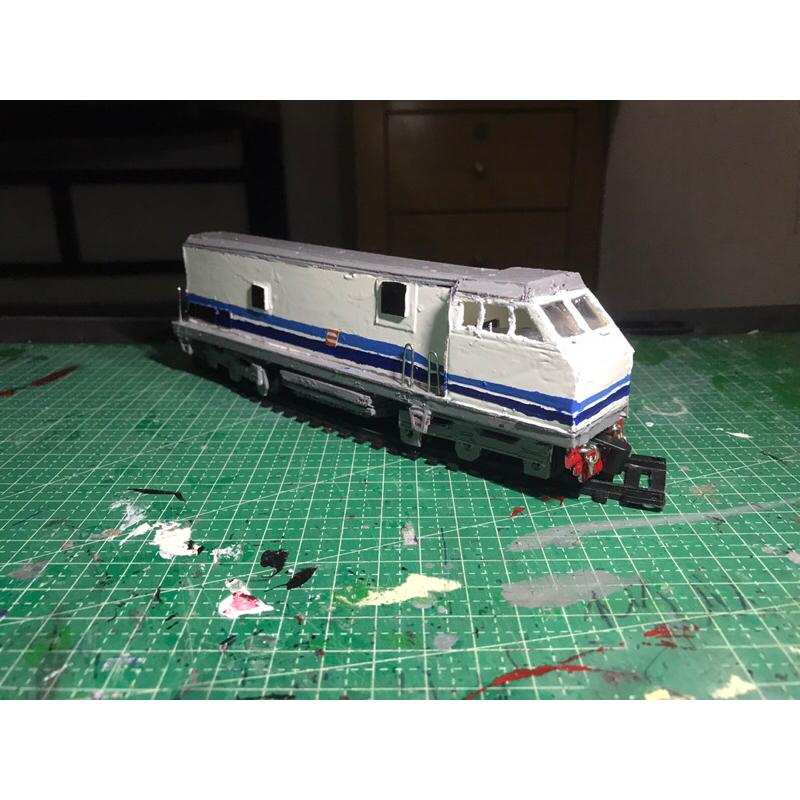 Indonesian Train Locomotive Series CC204 (Cargo) | Shopee Singapore
