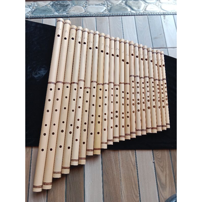 Bamboo Flute Dangdut Flute 1 set CONTAINS 21 SEEDS aqurat already tune ...