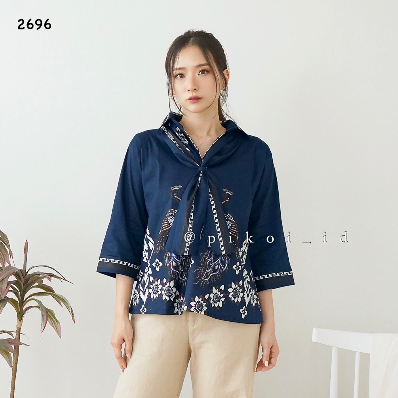 Girls' batik clothes / batik tops / batik blouses / women's batik ...