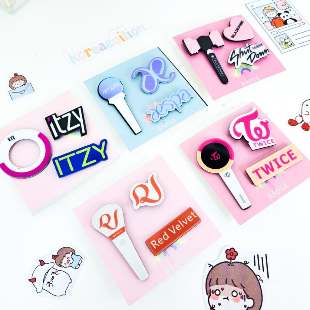 Kpop ASTRO ADEEZ BTS ENHYPEN NCT SEVENTEEN STRAYKIDS Lightstick Badge ...