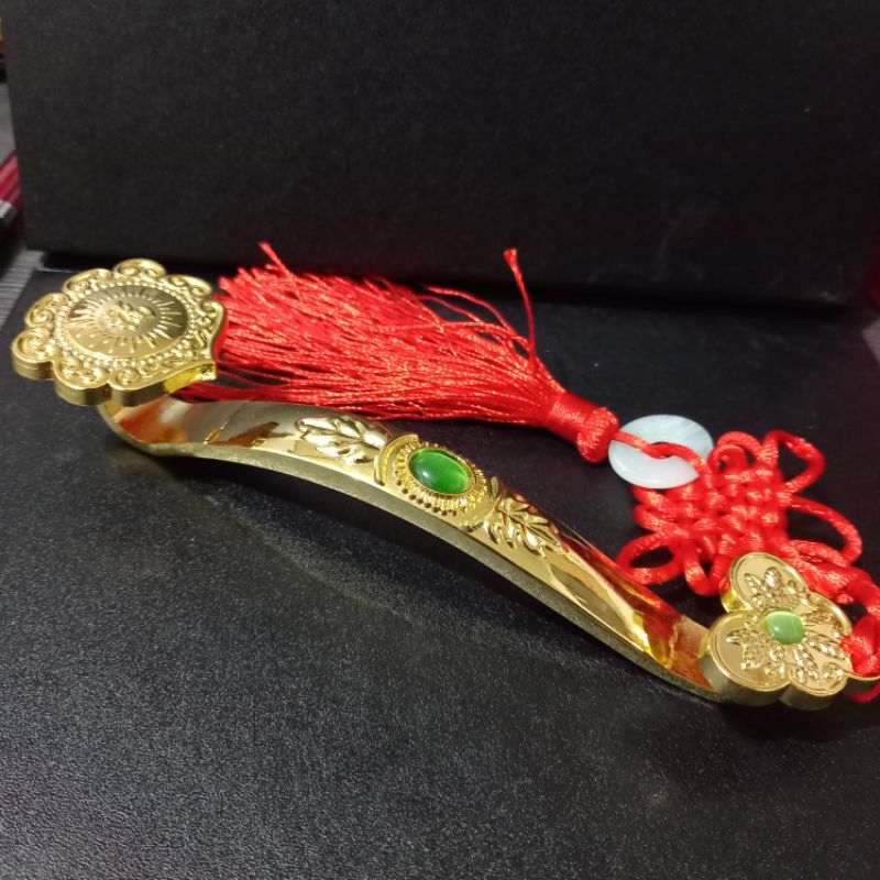 Fengshui Display Ruyi Symbol Of Harmony Of Couples Bad chi Repellent ...