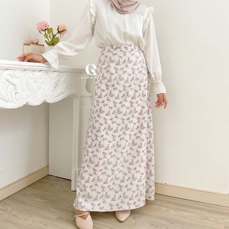 Ghamara • NEW LEONA SKIRT | Korean skirt | Floral skirt | Shopee Singapore
