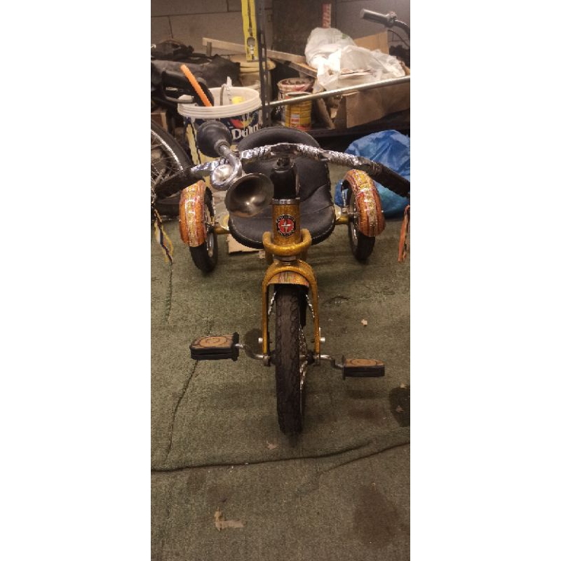 Schwinn roadster tricycle rare classic custom paint metalflake fuel ...
