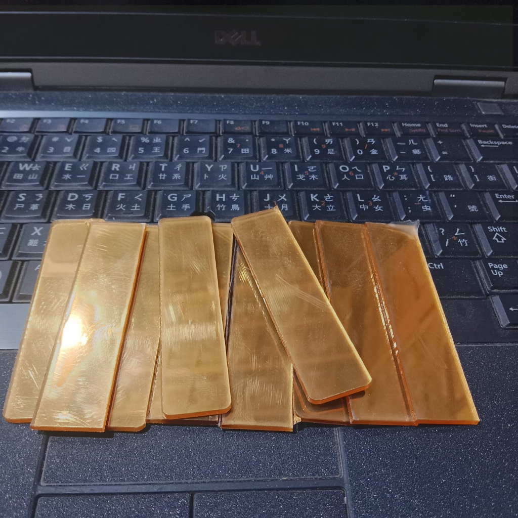 PLAIN MATERIAL Name Tag Acrylic Material Size 8x2 cm Price Free Laser ...