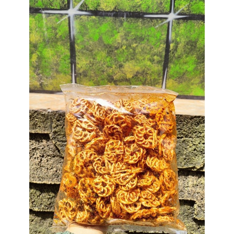 MAWAR Viral Crackers Rafael Crackers Spicy Rose Crackers Orange Leaves ...