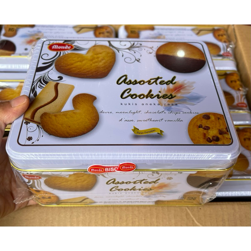 Agent distributor Of Snacks snack hampers lebaran Canned Biscuits monde ...